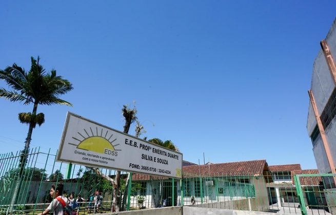 Mec Anuncia Fim Das Escolas Cívico Militares E Sc Decide Manter